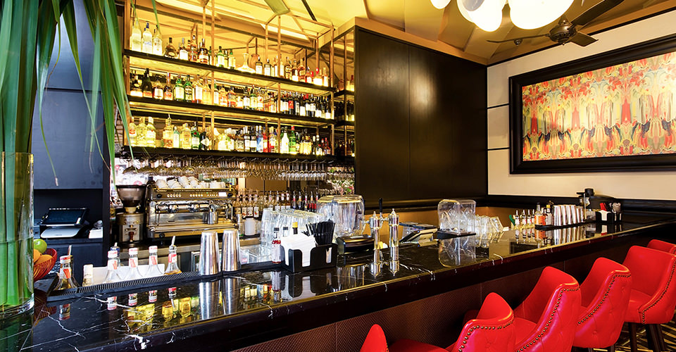 Quivo's Festive Bar - Valiram Group